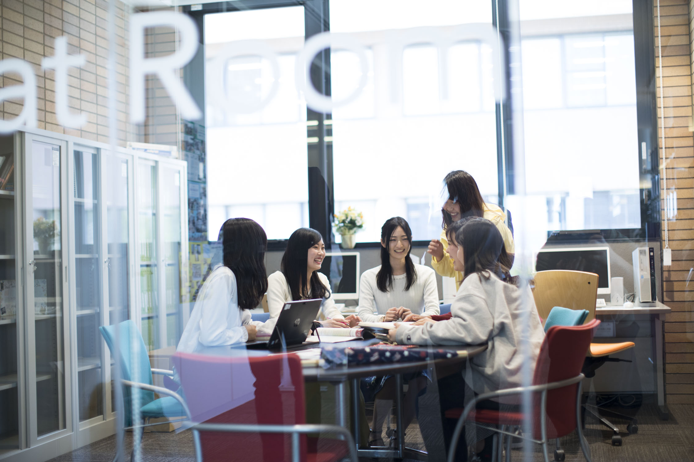 English Chat Room 〜気軽に英語に触れよう〜 :: 同志社女子大学